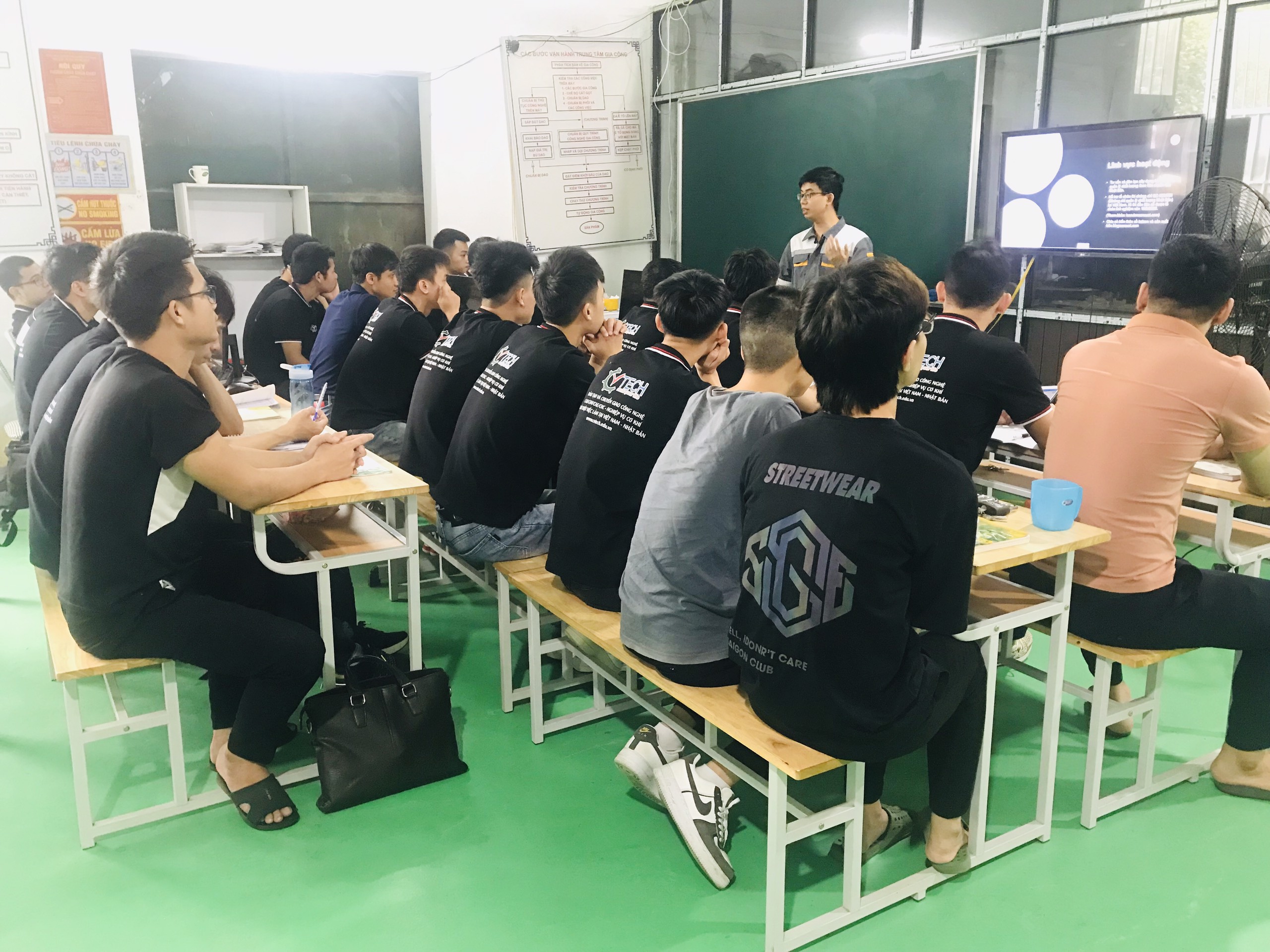 Đào tạo "Tư duy chất lượng" tại trung tâm CVTECH - Viqualita